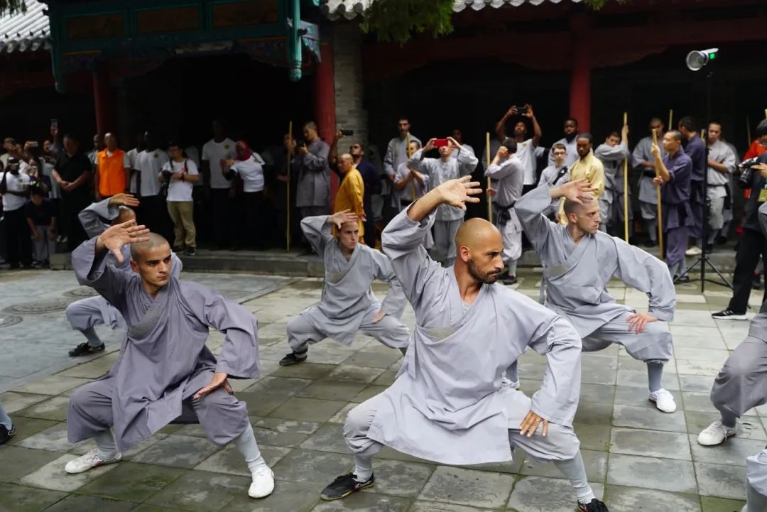Bucked Up of Martial Arts - Shaolin Temple China